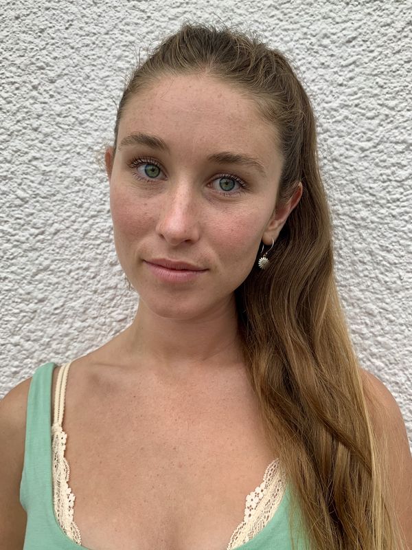 HvR Actor Management | CV For Emily Tapley