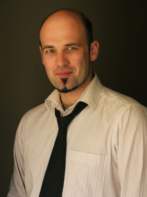 HvR Actor Management | CV For Dan Bain