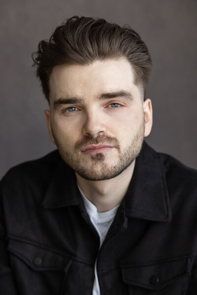 HvR Actor Management | Jason Daglish