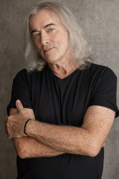 HvR Actor Management | Dexter Moore